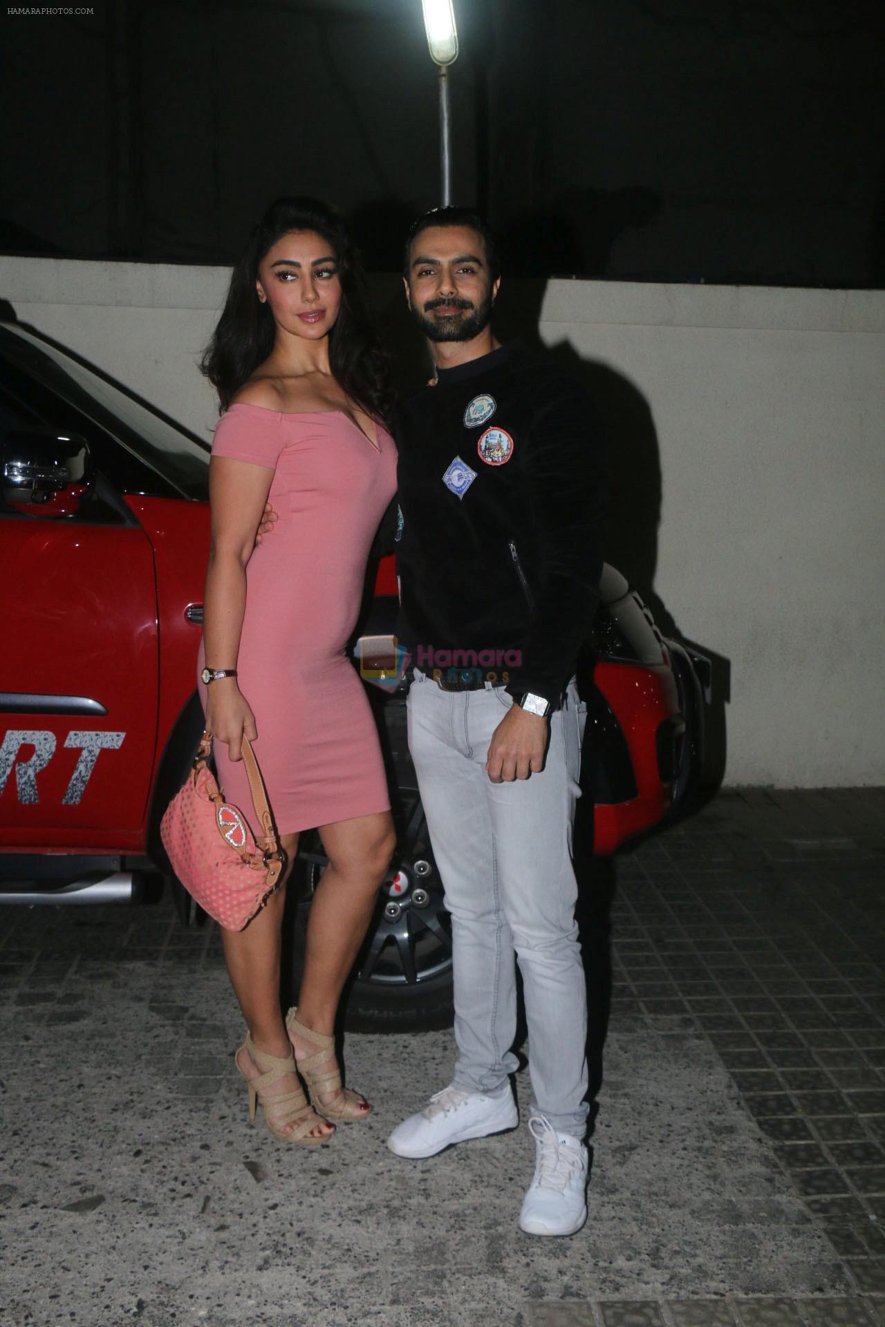 Ashmit Patel, Mahek Chahal at the Special Screening Of Film Nirdosh on 18th Jan 2018 / Ashmit ...